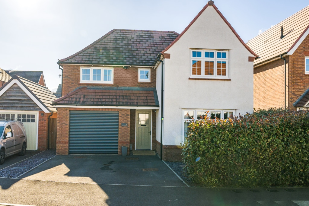 Crofton Road, Coate, Swindon, SN3 - Richard James Estate Agents