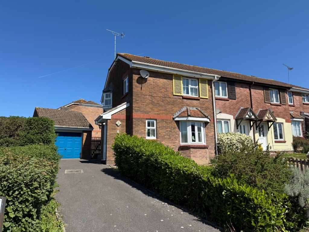 Castleton Road, Middleleaze, Swindon, SN5 - Richard James Estate Agents